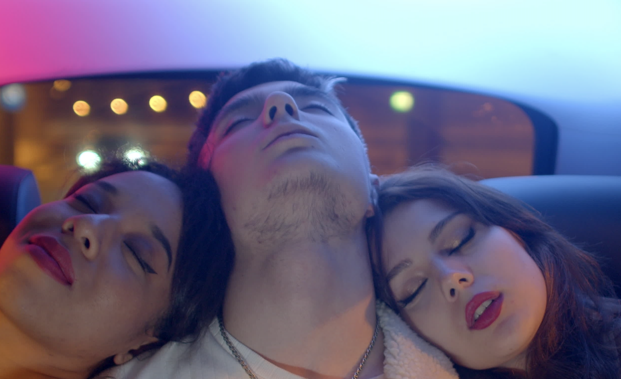 Open Relationships, Polyamory, and Swinging: What's The Difference?